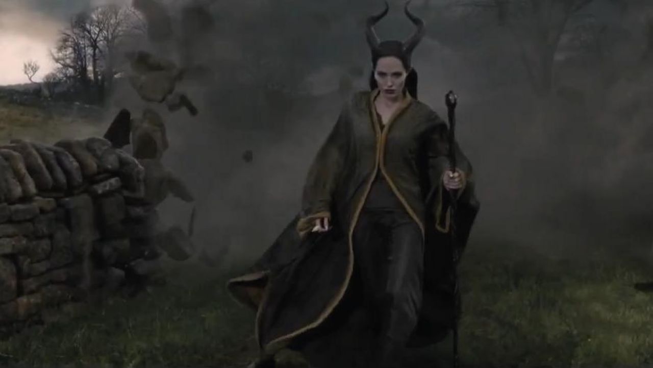 Maleficent's (Angelina Jolie) scepter as seen in Maleficent | Spotern