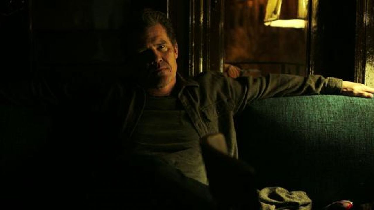 Original Jacket and pants worn by Matt Graver (Josh Brolin) in Sicario ...