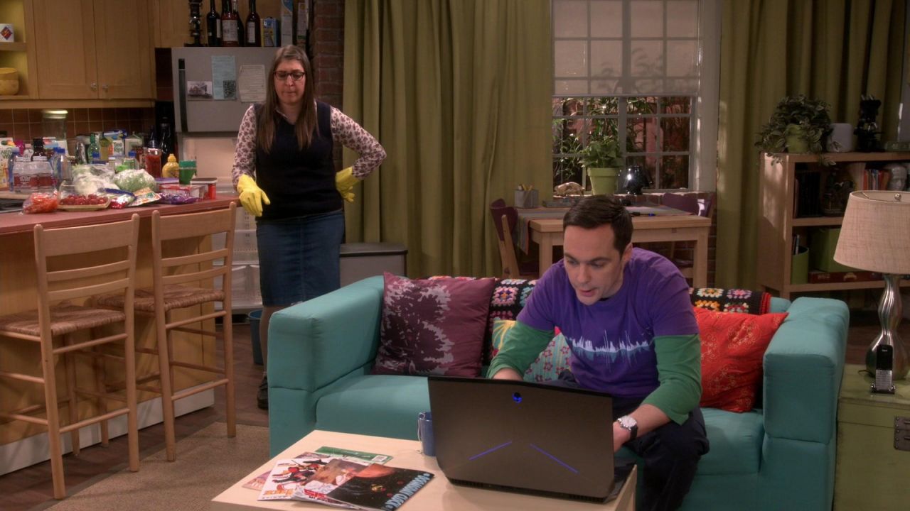 Alienware Laptop used by Sheldon Cooper (Jim Parsons) in The Big Bang ...
