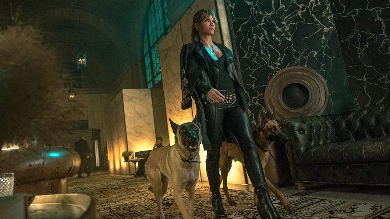 Gold Layer Chain Belt worn by Sofia (Halle Berry) in John Wick: Chapter ...
