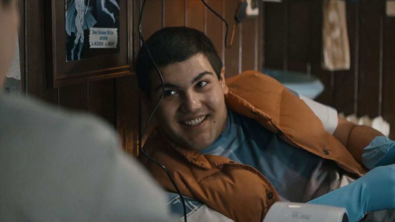 The down Jacket Without Sleeves Moncler Lenny Sander (Danilo Kamber) in ...