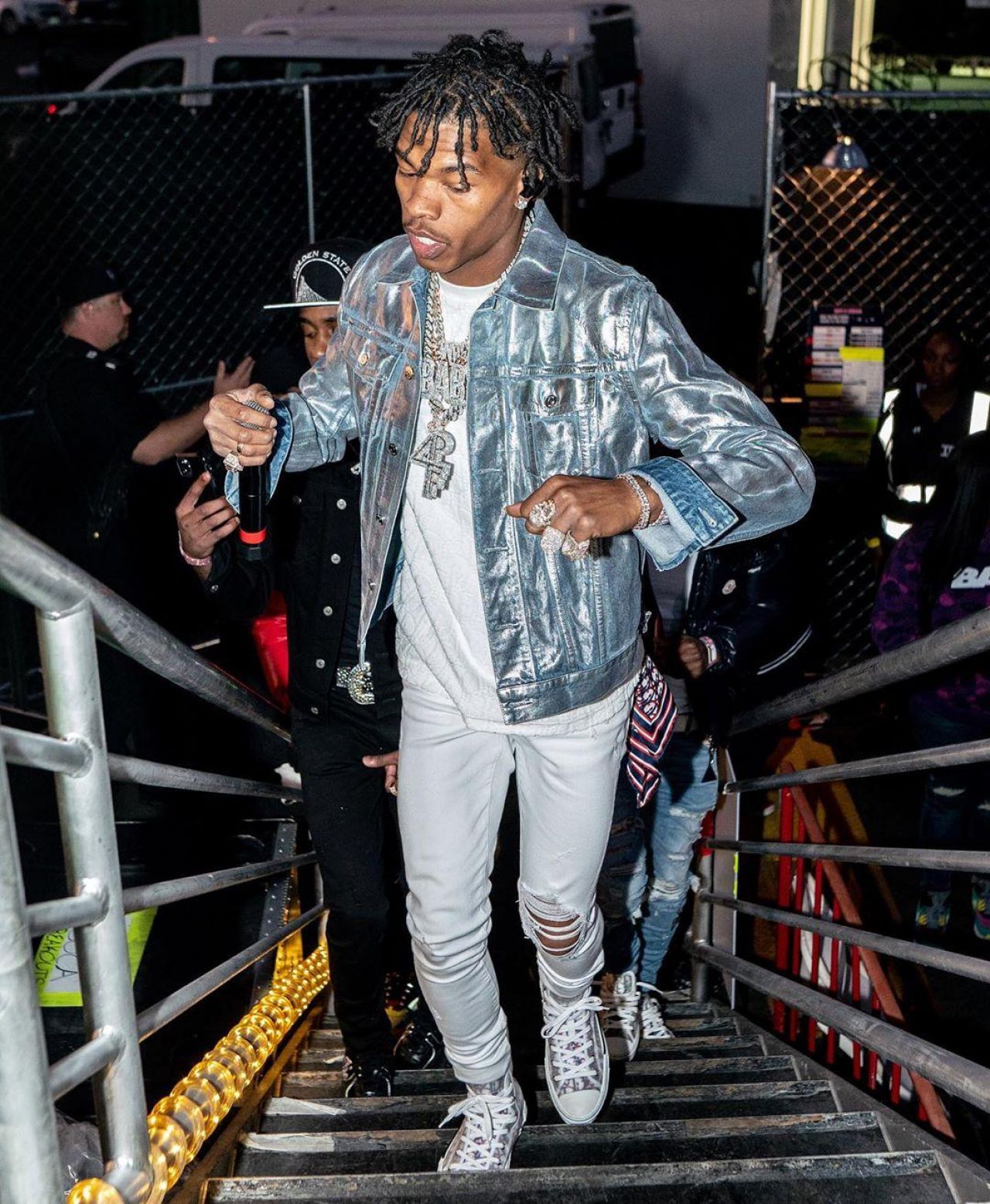 Les Sneakers hautes B23 tissu technique Dior Oblique de Lil Baby sur le ...