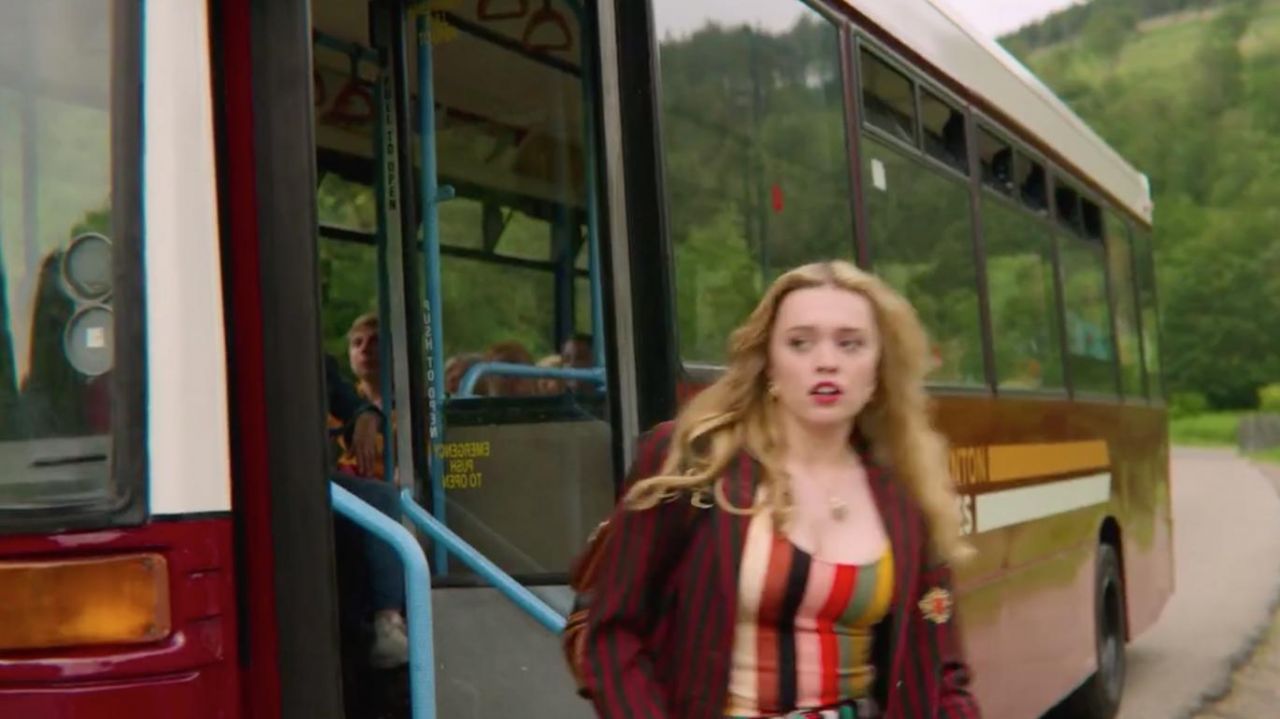 Body Striped Aimee Gibbs Aimee Lou Wood In Sex Education S02e04 Spotern
