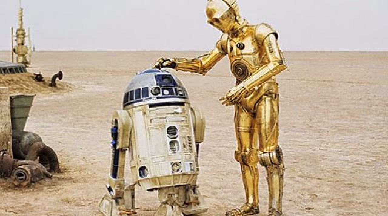 The statue of R2-D2 in Star Wars IV : A new hope | Spotern
