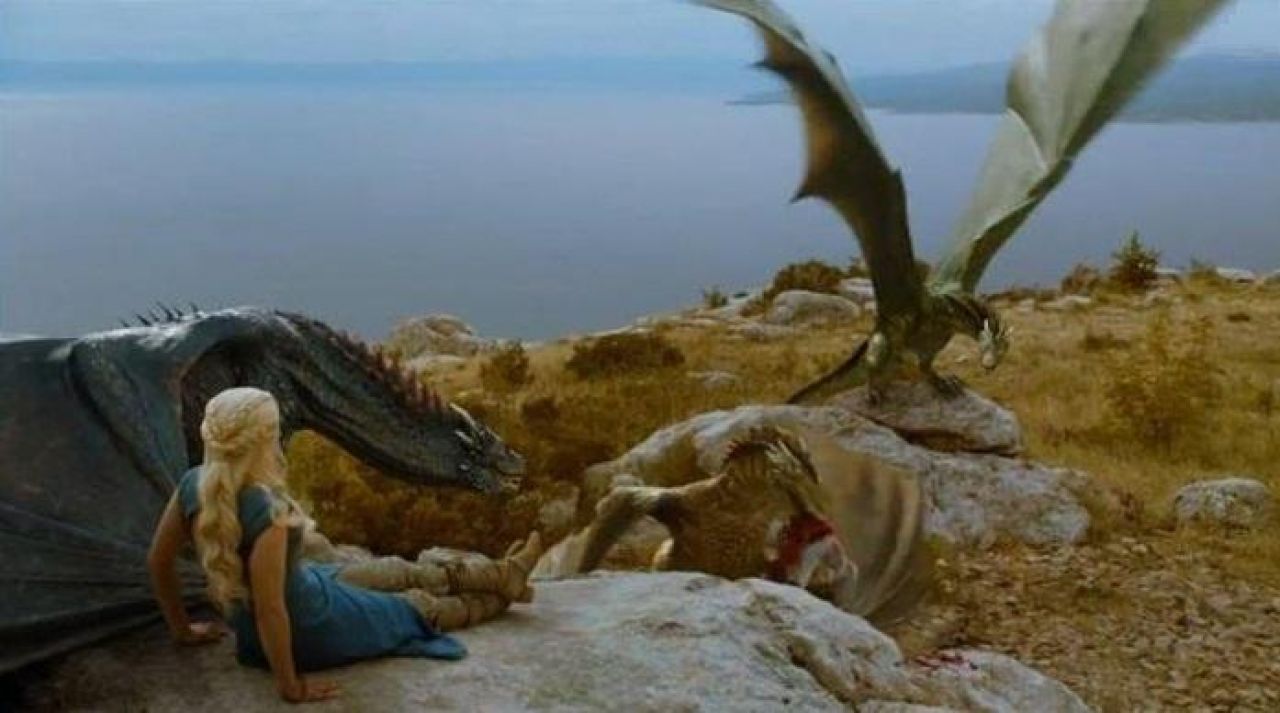 The boots of Daenerys Targaryen (Emilia Clarke) in Game of Thrones ...