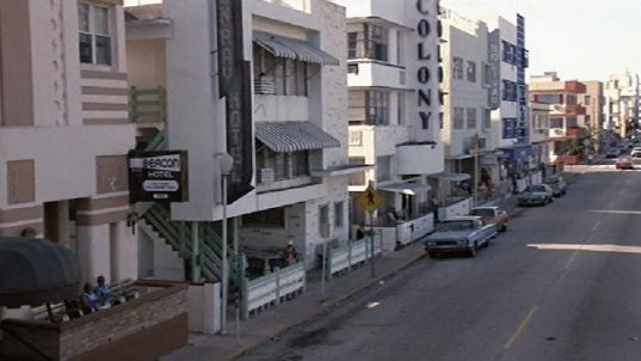 The Colony Hotel Miami Beach overview in Scarface | Spotern