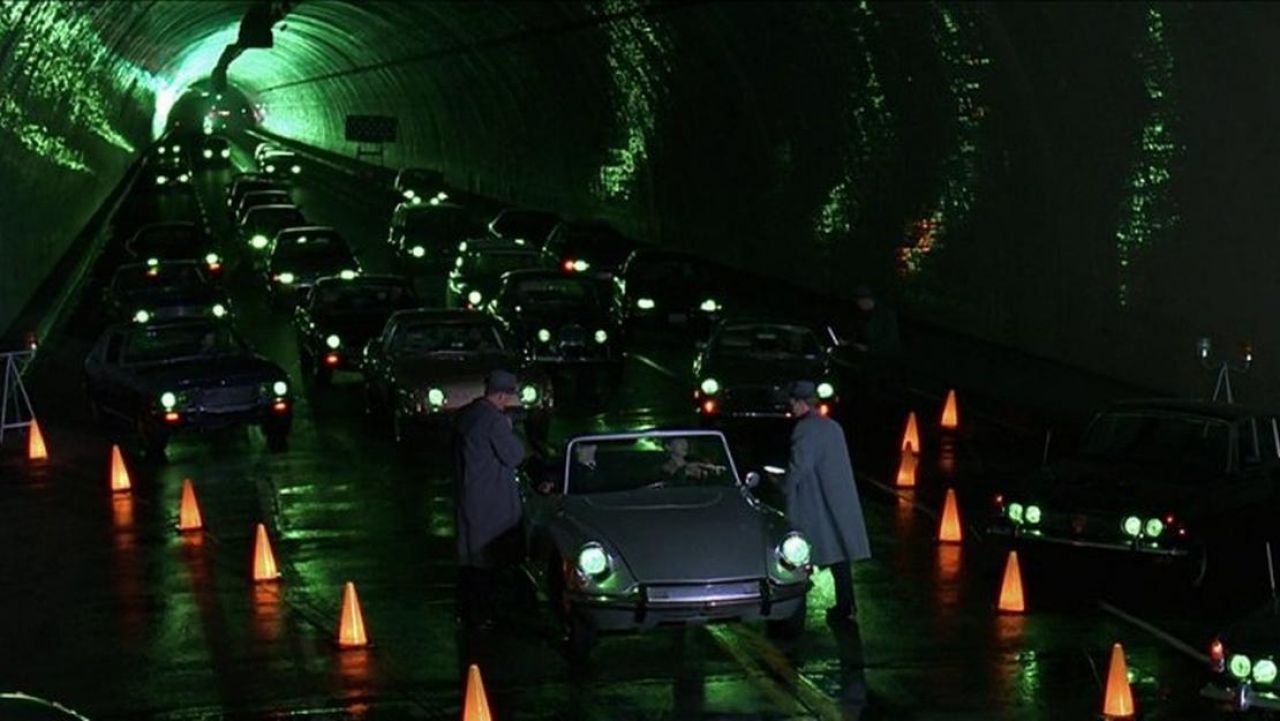 The Citroën DS cabriolet Irene Cassini (Uma Thurman) in Gattaca | Spotern