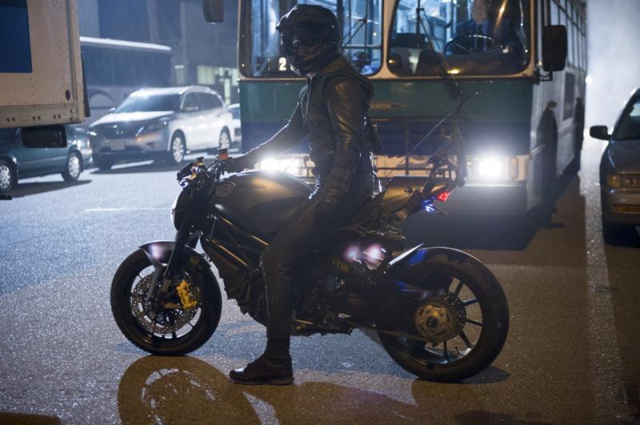 The motorcycle of Green Arrow, Oliver Queen (Stephen Amell) in Arrow ...