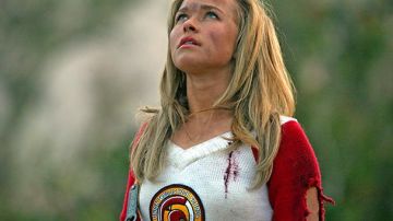 Claire Bennet (played by Hayden Panettiere) outfits on Heroes