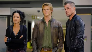 Jack Dalton (played by George Eads) outfits on MacGyver