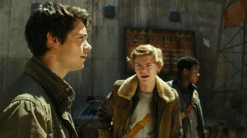 Newt (played by Thomas Brodie-Sangster) outfits on Maze Runner: The ...