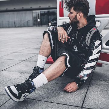 Instagram ezcape: Clothes, Outfits, Brands, Style and Looks | Spotern