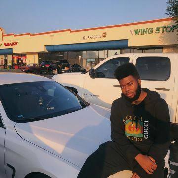 Khalid: Clothes, Outfits, Brands, Style and Looks | Spotern