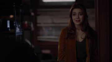 Dreamer (played by Elena Satine) outfits on The Gifted