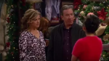 Vanessa Baxter (played by Nancy Travis) outfits on Last Man Standing
