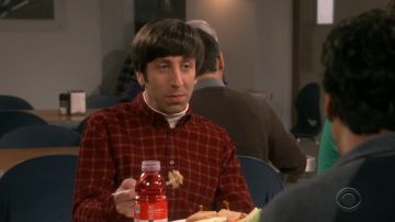 Howard Wolowitz (played by Simon Helberg) outfits on The Big Bang Theory