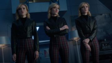 Esme Frost (played by Skyler Samuels) outfits on The Gifted