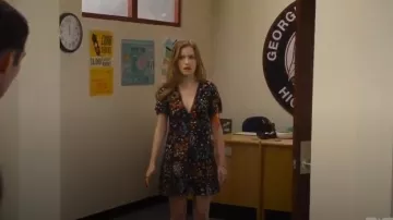 Emma Duval (played by Willa Fitzgerald) outfits on Scream: The TV Series