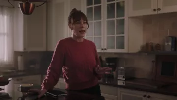 Mary Andrews (played by Molly Ringwald) outfits on Riverdale