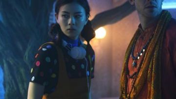 Jia-Yi / Switch (played by Lauren Tsai) outfits on Legion