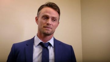 Mark Callan (played by Wilson Bethel) outfits on All Rise
