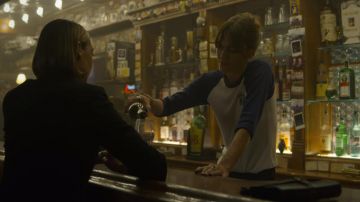 Kay Manz (played by Lauren Glazier) outfits on Mindhunter