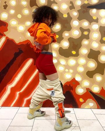 Instagram ayleks: Ropa, Moda, Marca, Look y Estilo | Spotern