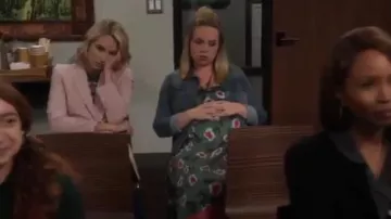 Kristin Baxter (played by Amanda Fuller) outfits on Last Man Standing