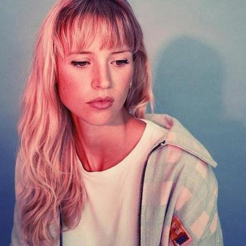 Instagram angele_vl: Clothes, Outfits, Brands, Style and Looks | Spotern