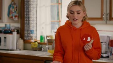 Taylor Otto (played by Meg Donnelly) outfits on American Housewife