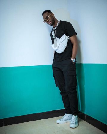 Instagram dadju: Clothes, Outfits, Brands, Style and Looks | Spotern