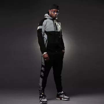 La chemise Versace portée par Ninho sur son compte Instagram | Spotern