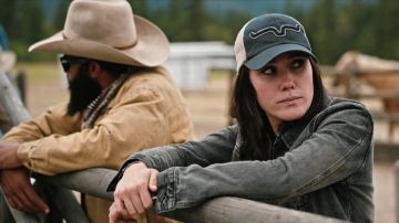 (played by Eden Brolin) outfits on Yellowstone