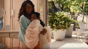 Lola Carmichael (played by Simone Missick) outfits on All Rise