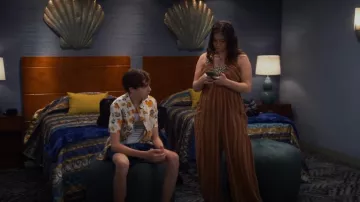 Harris Conner-Healy (played by Emma Kenney) outfits on The Conners