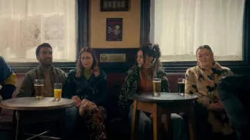 Erin Croft (played by Michelle Keegan) outfits on Brassic