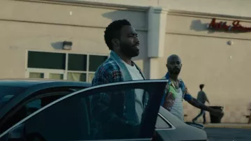 Earnest 'Earn' Marks (played by Donald Glover) outfits on Atlanta