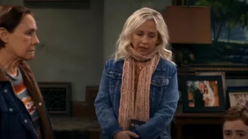 The Conners: Clothes, Outfits, Brands, Style and Looks | Spotern