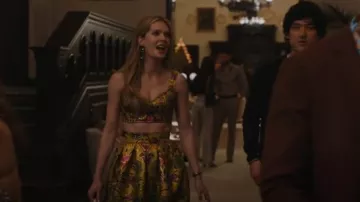 (played by Meghann Fahy) outfits on The White Lotus