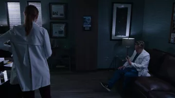 Randolph Bell (played by Bruce Greenwood) outfits on The Resident