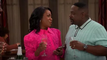 Tina Butler (played by Tichina Arnold) outfits on The Neighborhood