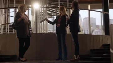 Allie Rajan (played by Mandeep Dhillon) outfits on CSI: Vegas