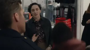 Découvrez la garde-robe de Rachel Witten (Lauren Patten) dans Blue Bloods