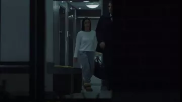 Rose Larkin (played by Luciane Buchanan) outfits on The Night Agent