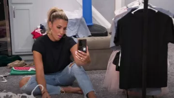 Danielle Cabral: Clothes, Outfits, Brands, Style and Looks | Spotern