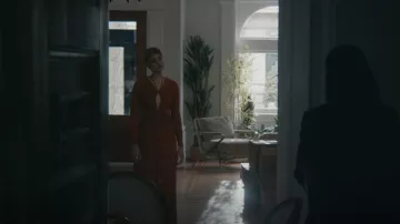 Dead Ringers: Clothes, Outfits, Brands, Style and Looks | Spotern