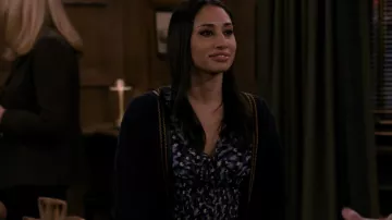 Baum Und Pferdgarten Ar­mona Dress worn by Julia (Hina Abdullah) as ...