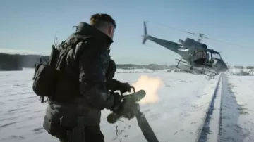 Extraction 2: Clothes, Outfits, Brands, Style and Looks | Spotern