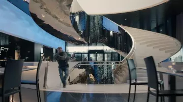 Tyler Rake (played by Chris Hemsworth) outfits on Extraction 2