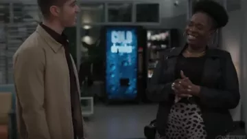 The Good Doctor: Clothes, Outfits, Brands, Style and Looks | Spotern